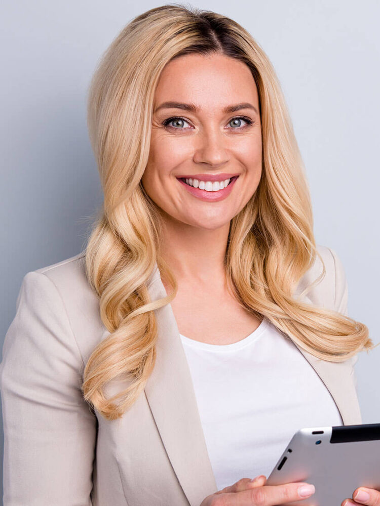 Our Team – The Visualizer